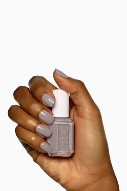 essie chinchilly